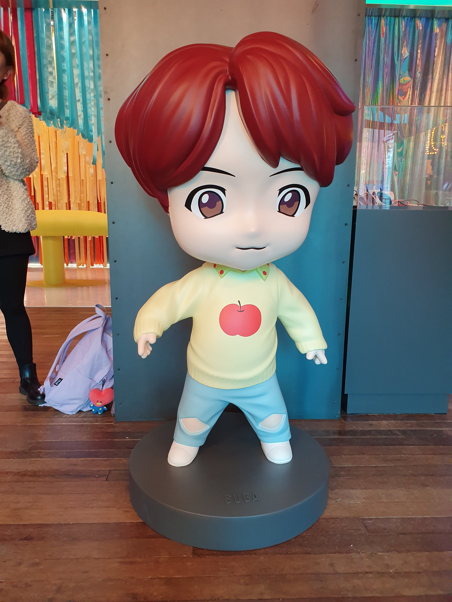 Tarikan baru ke Seoul: ‘House of BTS’ mini yang dikelilingi patung ...