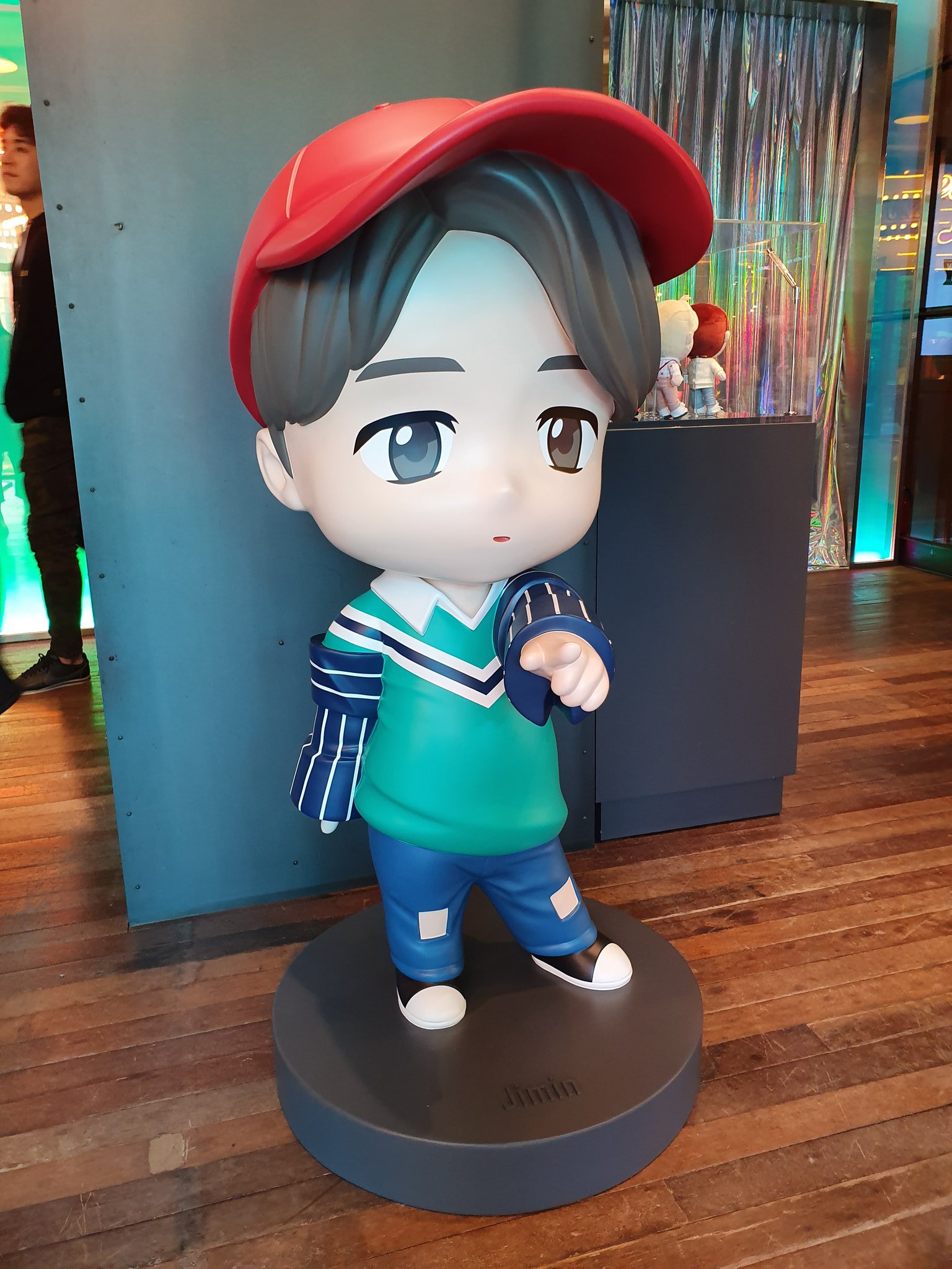 Tarikan baru ke Seoul: ‘House of BTS’ mini yang dikelilingi patung ...