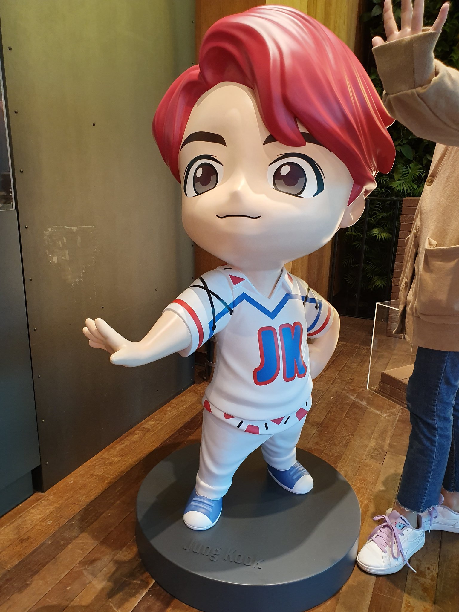 Tarikan baru ke Seoul: ‘House of BTS’ mini yang dikelilingi patung ...